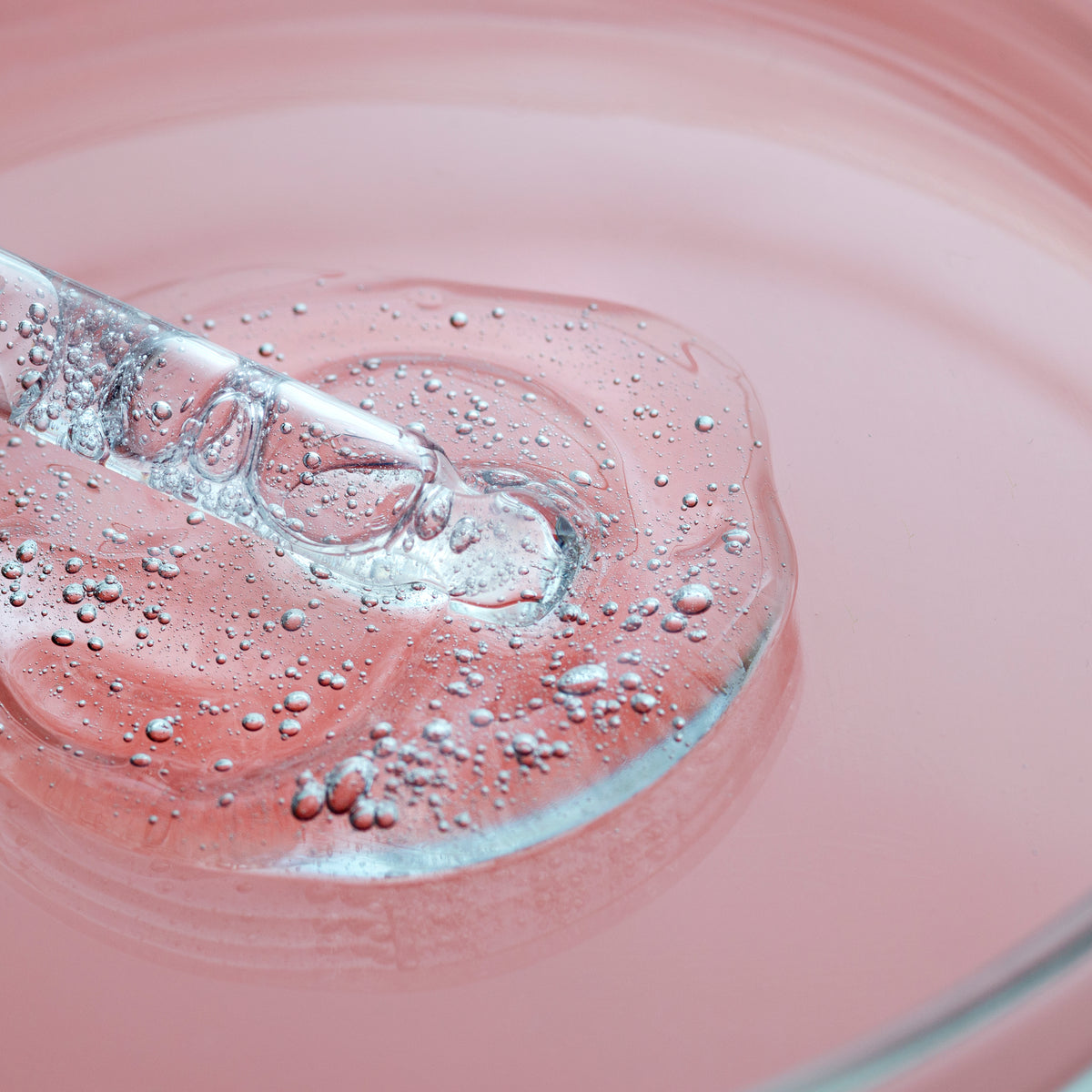 Retinol: The Anti-Aging Powerhouse | Benefits, Types, and How to Use ...